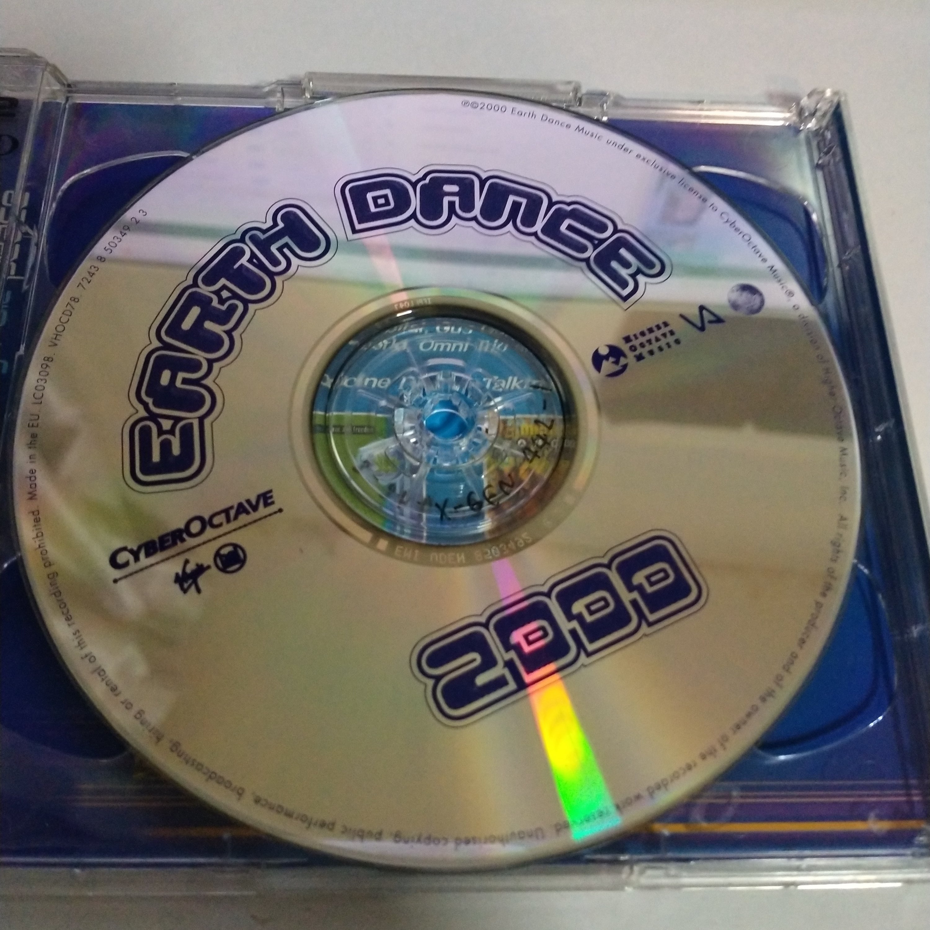 ส่งฟรี* Various : Earth Dance 2000 (CD) ที่ Restory Music แหล่งรวมซีดี แผ่นเสียงสำหรับผู้ที่รัก ...