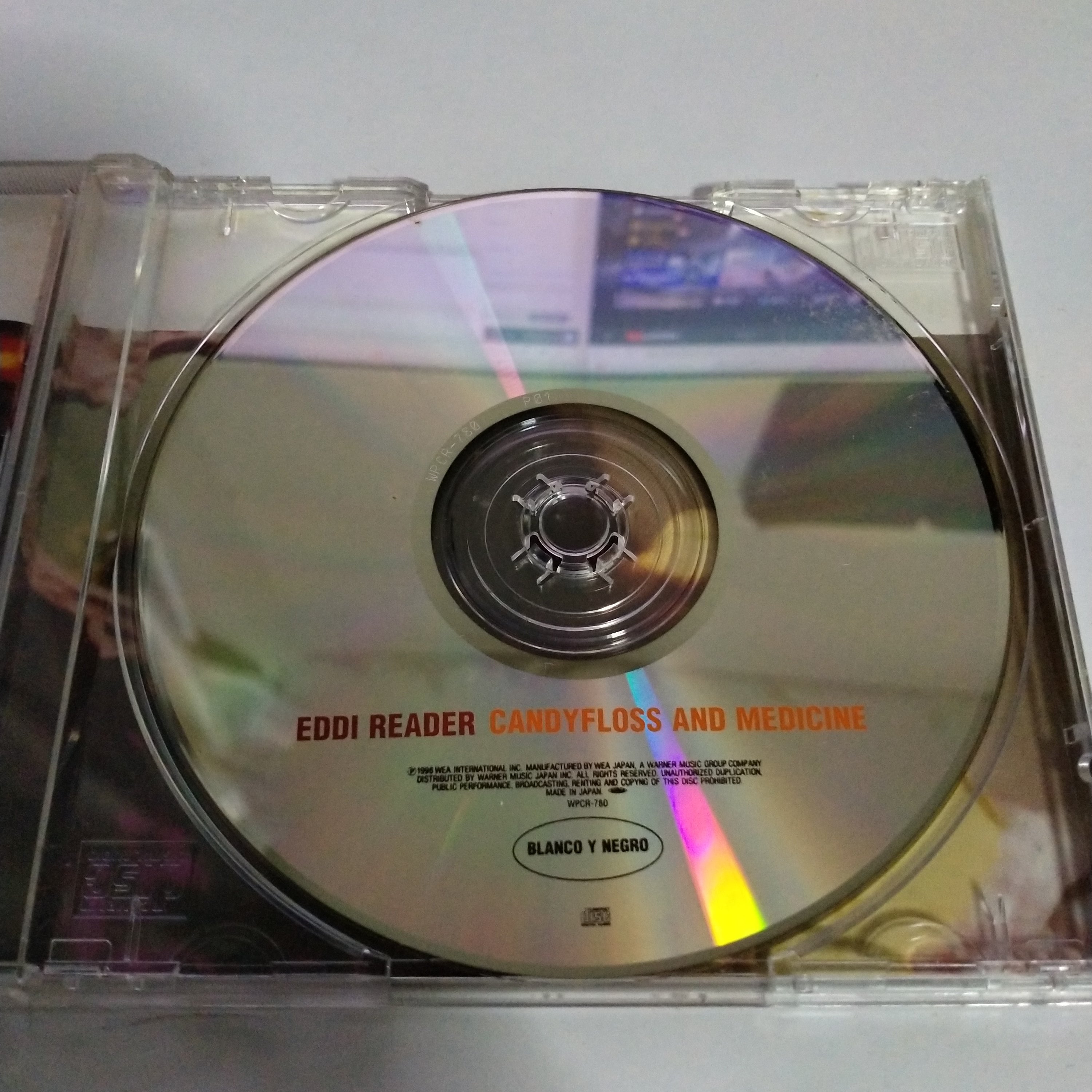 ส่งฟรี* Eddi Reader : Candyfloss And Medicine (CD) ที่ Restory Music แหล่งรวมซีดี แผ่นเสียง ...