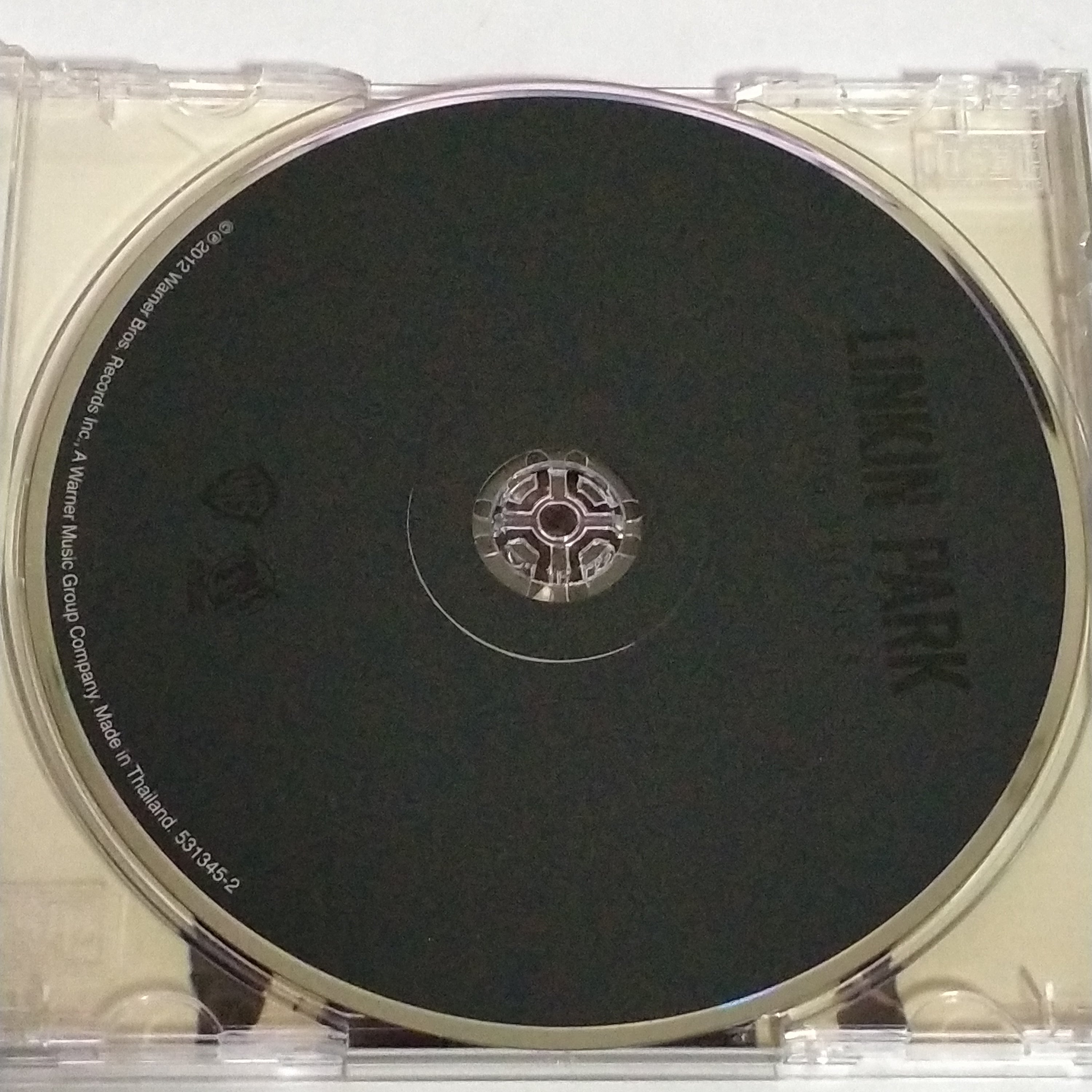 ส่งฟรี* Linkin Park : Living Things (CD) ที่ Restory Music แหล่งรวมซีดี ...